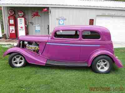 1933 Vicky Tudor - Cars-On-Line.com