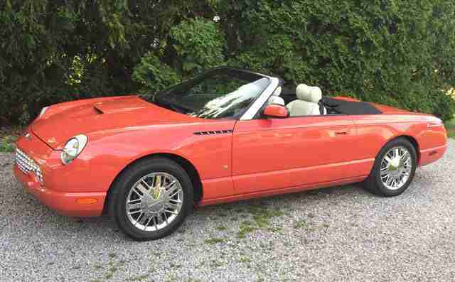 Ford T Bird - Cars-On-Line.com