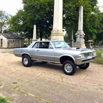 Pontiac GTO - Cars-On-Line.com