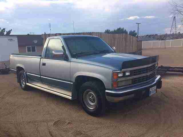 Chevrolet C-10 - Cars-On-Line.com