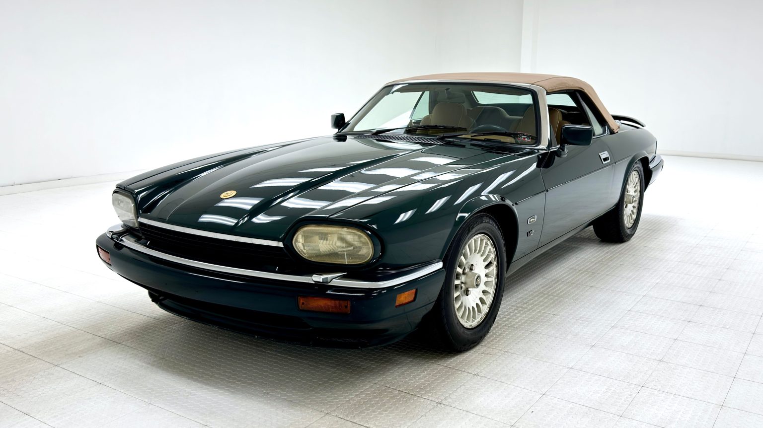 XJS Archives - Cars-On-Line.com