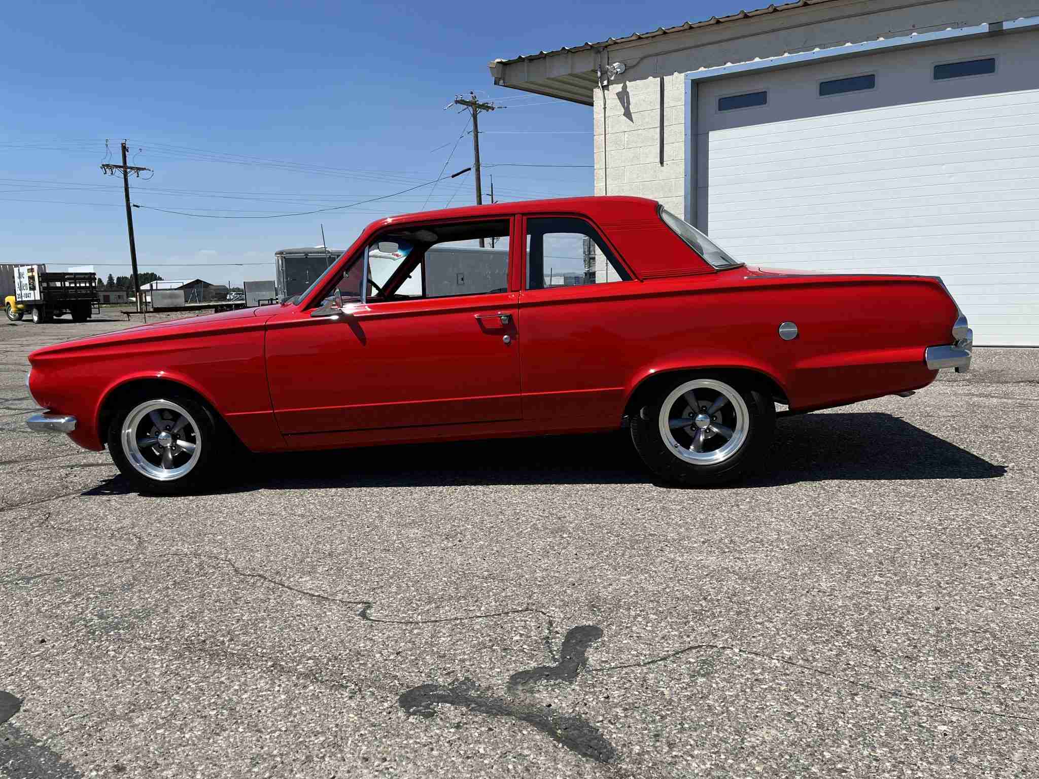Plymouth Valiant - Cars-On-Line.com