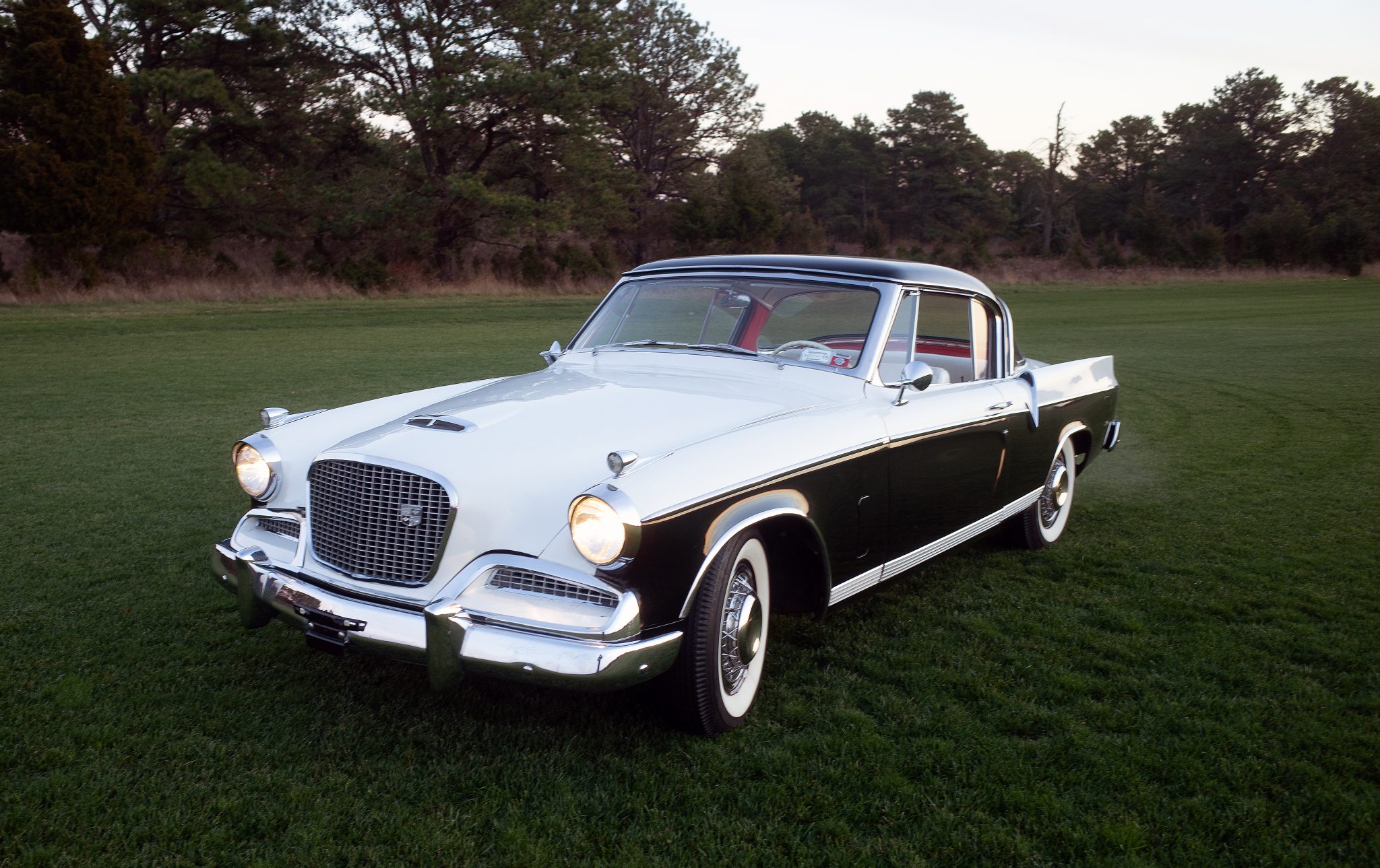 Studebaker Golden Hawk - Cars-On-Line.com
