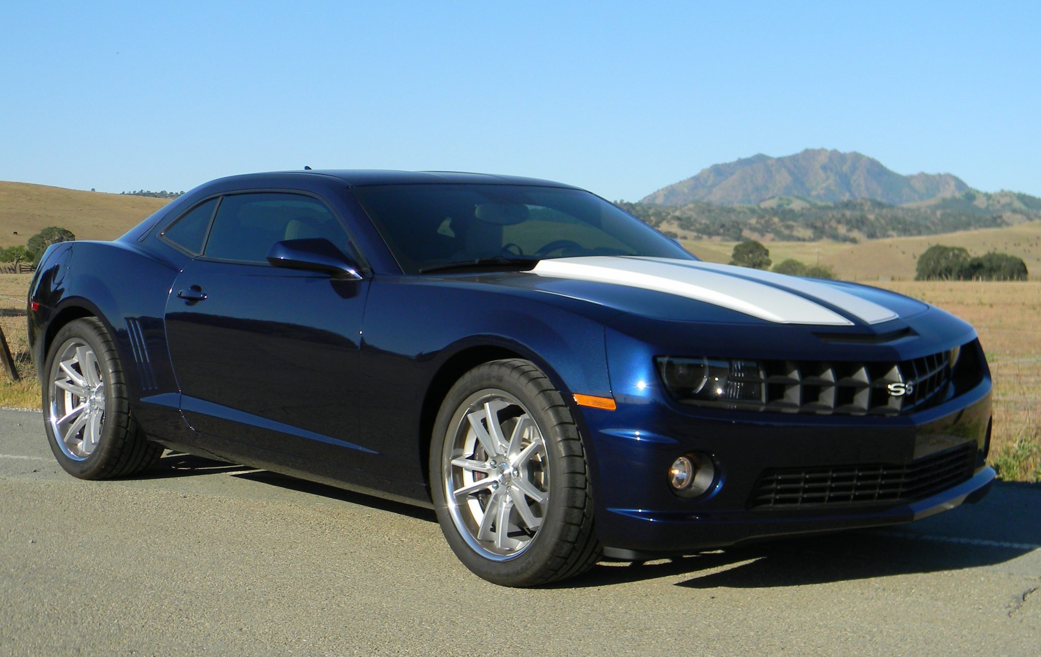 Camaro 2SS/RS - Cars-On-Line.com