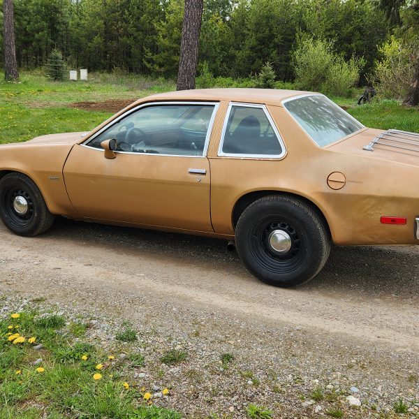 Chevy Monza - Cars-On-Line.com