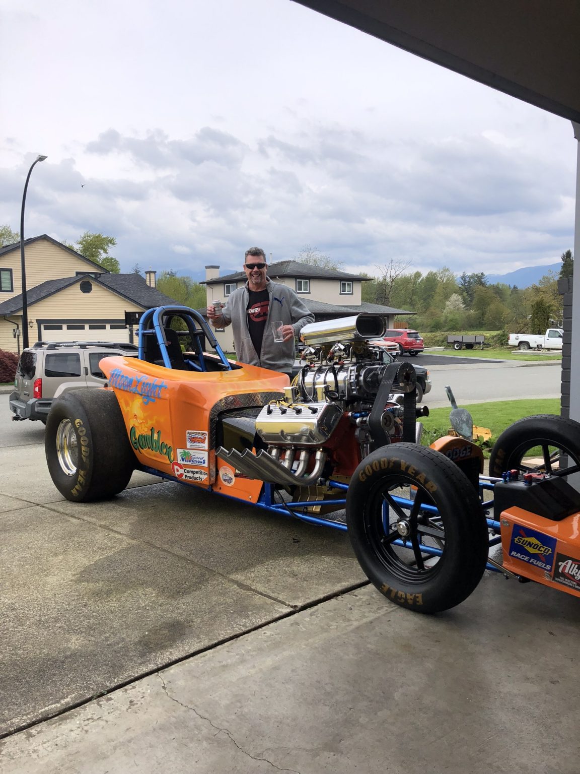 Ford Altered Dragster - Cars-On-Line.com