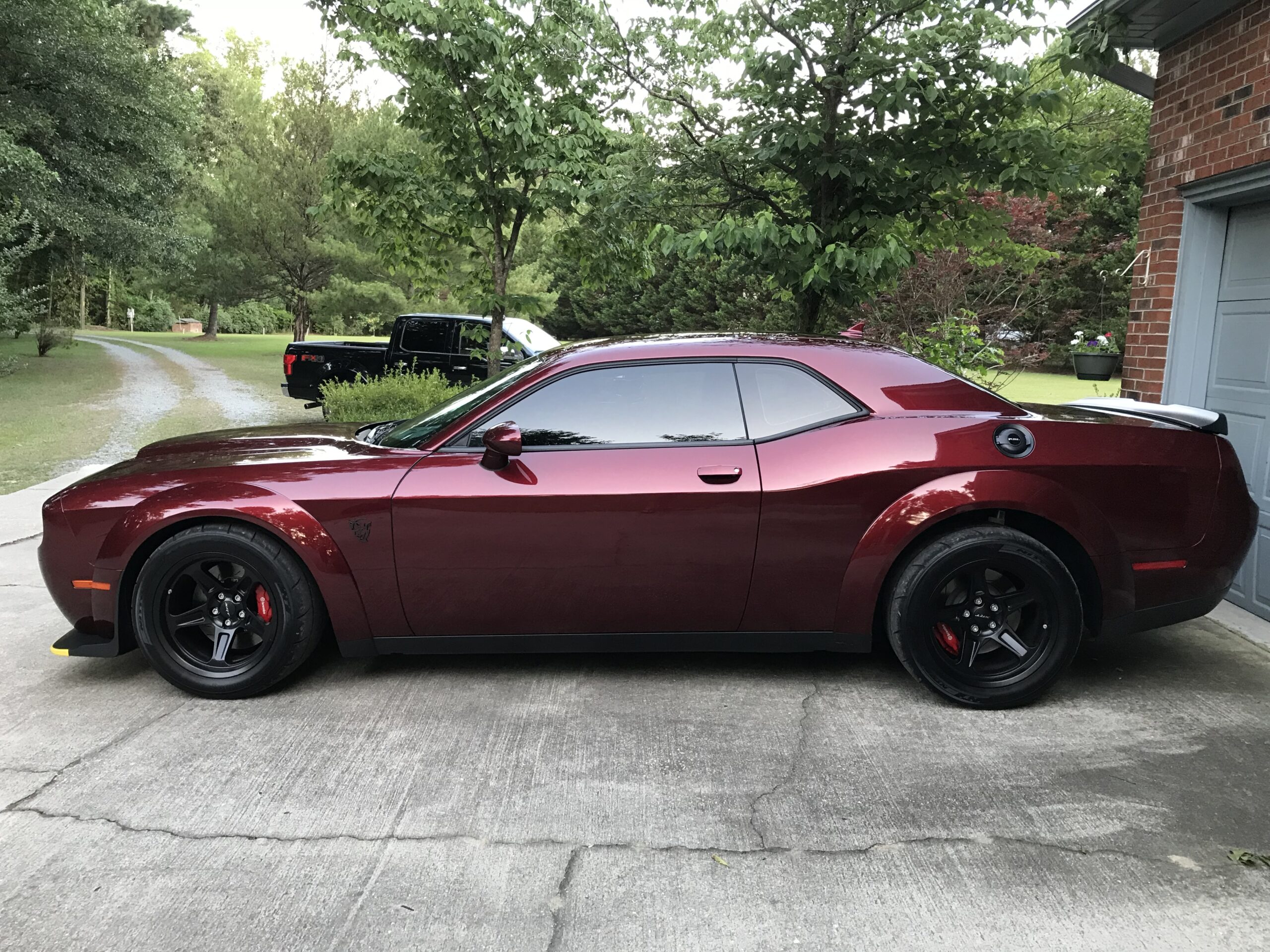 Dodge Challenger Demon - Cars-On-Line.com